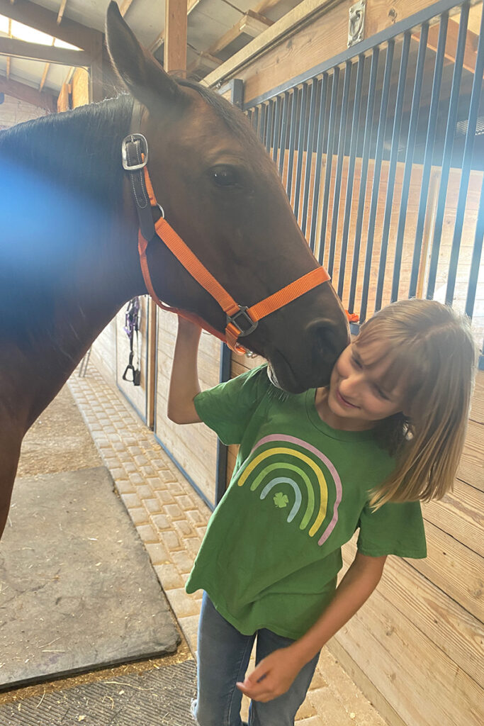 Barn Banter: Episode 13 - Horse Illustrated